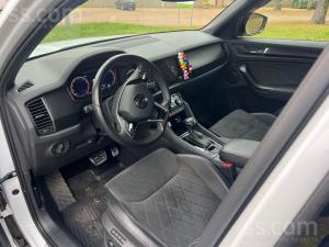 Balts Skoda Kodiaq 2023 Rīga, ar dzinēja tilpumu 1.50 L un nobraukumu 48 tūkst. km par 31990 €, foto 9 vietnē AUTOMOTO.COM.LV