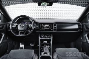 Белый Шкода Kodiaq 2023 в Рига, объемом двигателя 2.00 л и пробегом 125 тыс. км за 35200 €, фото 7 на AUTOMOTO.COM.LV