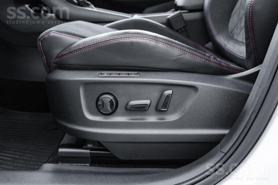 Белый Шкода Kodiaq 2023 в Рига, объемом двигателя 2.00 л и пробегом 125 тыс. км за 35200 €, фото 12 на AUTOMOTO.COM.LV