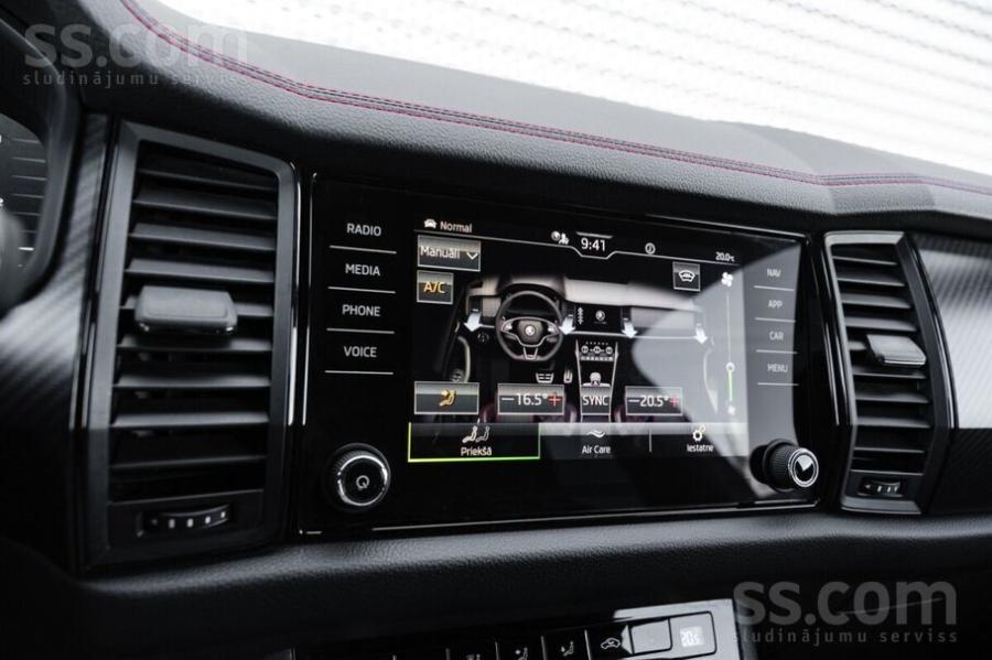 Белый Шкода Kodiaq 2023 в Рига, объемом двигателя 2.00 л и пробегом 125 тыс. км за 35200 €, фото 24 на AUTOMOTO.COM.LV