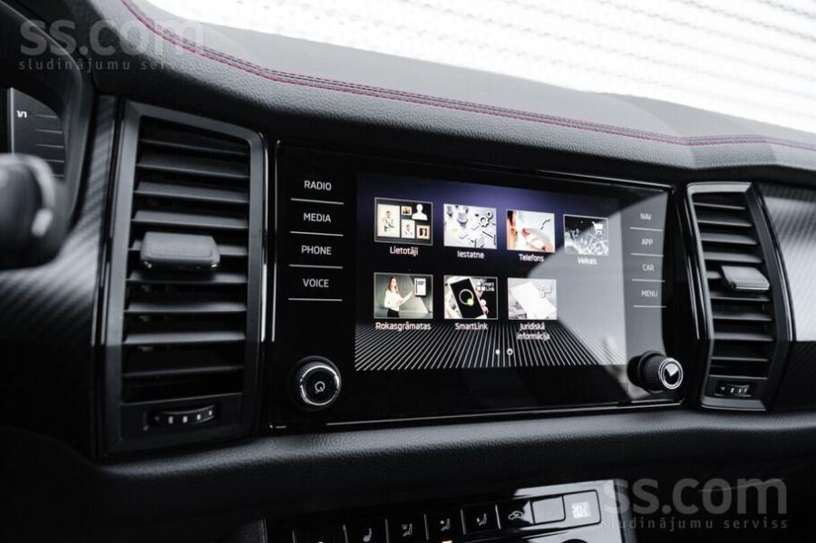 Белый Шкода Kodiaq 2023 в Рига, объемом двигателя 2.00 л и пробегом 125 тыс. км за 35200 €, фото 25 на AUTOMOTO.COM.LV