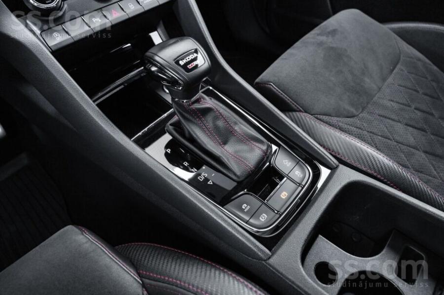 Белый Шкода Kodiaq 2023 в Рига, объемом двигателя 2.00 л и пробегом 125 тыс. км за 35200 €, фото 27 на AUTOMOTO.COM.LV