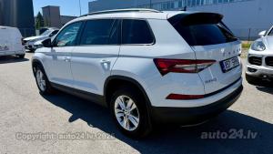 Белый Шкода Kodiaq 2023 в Таллин, объемом двигателя 2.00 л и пробегом 183 тыс. км за 26970 €, фото 8 на AUTOMOTO.COM.LV