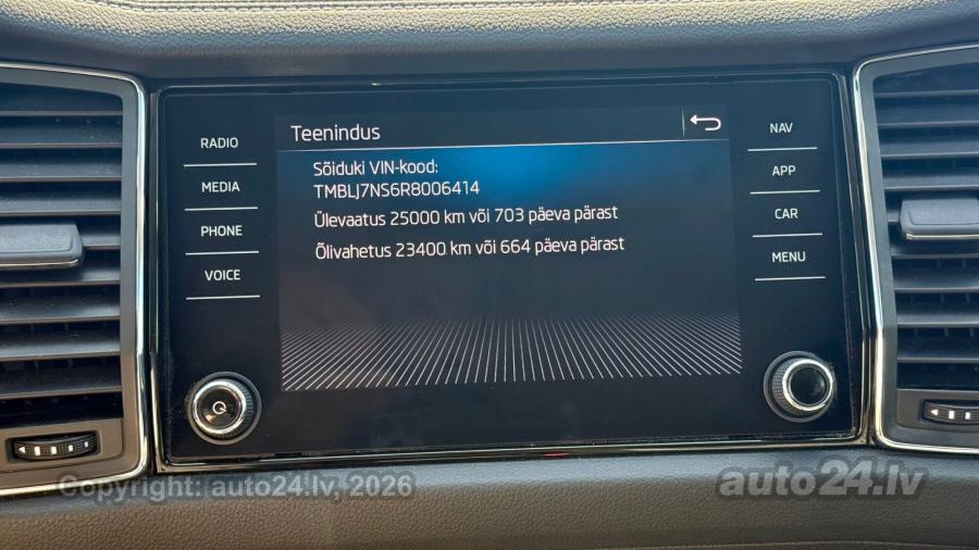 Белый Шкода Kodiaq 2023 в Таллин, объемом двигателя 2.00 л и пробегом 183 тыс. км за 26970 €, фото 24 на AUTOMOTO.COM.LV