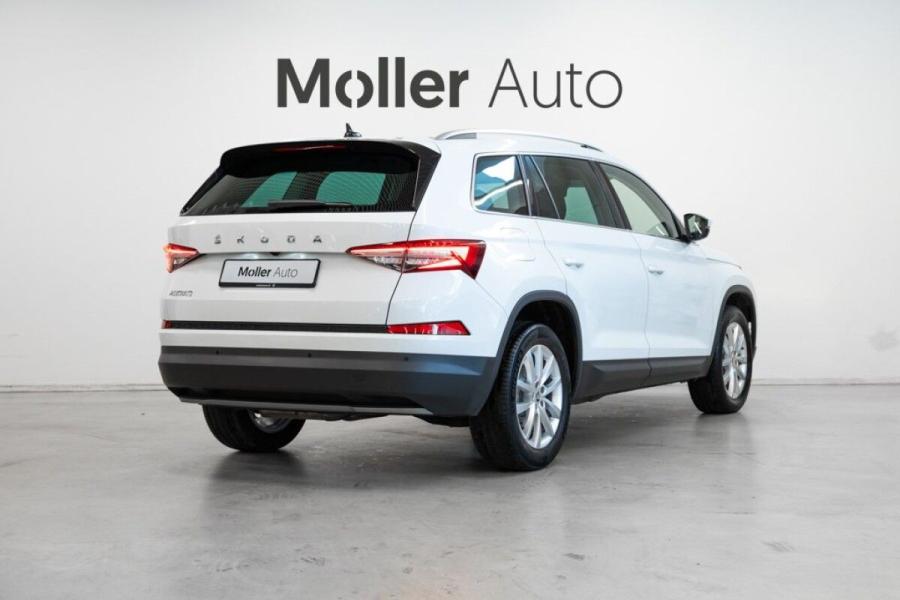 Белый Шкода Kodiaq 2023 в Вильнюс, объемом двигателя 2.00 л и пробегом 158 тыс. км за 23800 €, фото 8 на AUTOMOTO.COM.LV