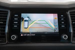 Белый Шкода Kodiaq 2023 в Вильнюс, объемом двигателя 2.00 л и пробегом 158 тыс. км за 23800 €, фото 16 на AUTOMOTO.COM.LV