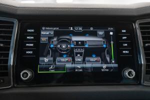 Белый Шкода Kodiaq 2023 в Вильнюс, объемом двигателя 2.00 л и пробегом 158 тыс. км за 23800 €, фото 19 на AUTOMOTO.COM.LV