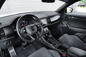 White Skoda Kodiaq 2023 in Marupe, with an engine capacity of 2.00 L and mileage of 80 thousand km for 34550 €, photo 11 on AUTOMOTO.COM.LV
