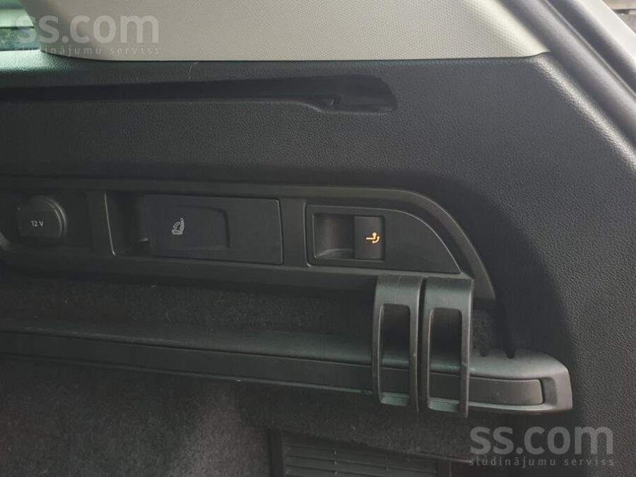 Balts Skoda Kodiaq 2023 Rīga, ar dzinēja tilpumu 2.00 L un nobraukumu 109 tūkst. km par 29500 €, foto 12 vietnē AUTOMOTO.COM.LV