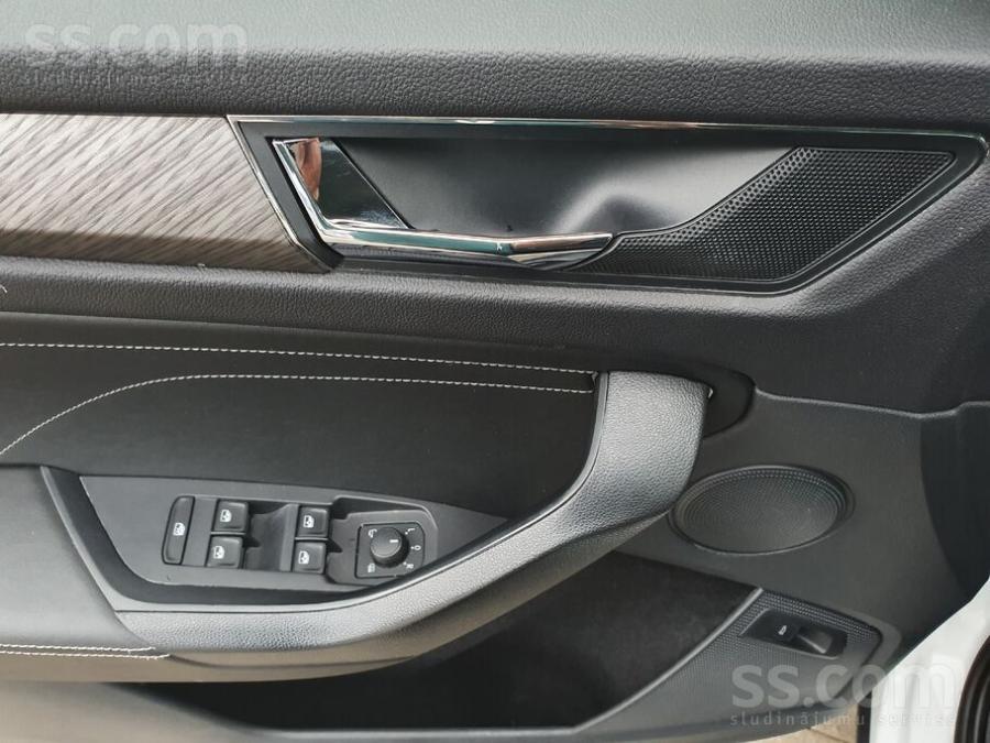 Белый Шкода Kodiaq 2023 в Рига, объемом двигателя 2.00 л и пробегом 109 тыс. км за 28500 €, фото 34 на AUTOMOTO.COM.LV