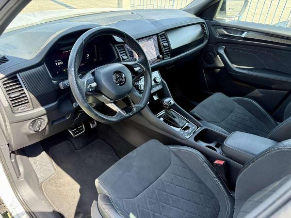 Balts Skoda Kodiaq 2023 Panevēža, ar dzinēja tilpumu 1.97 L un nobraukumu 40 tūkst. km par 25900 €, foto 10 vietnē AUTOMOTO.COM.LV