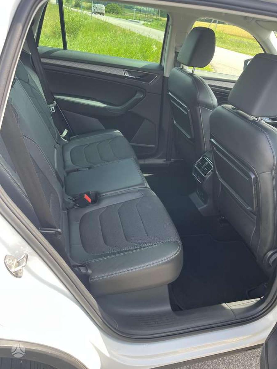 Balts Skoda Kodiaq 2023 Panevēža, ar dzinēja tilpumu 1.97 L un nobraukumu 197 tūkst. km par 19900 €, foto 19 vietnē AUTOMOTO.COM.LV