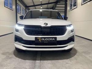White Skoda Kodiaq 2023 in Siauliai, with an engine capacity of 1.97 L and mileage of 135 thousand km for 28800 €, photo 3 on AUTOMOTO.COM.LV