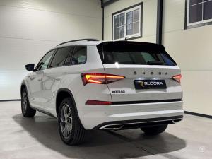 White Skoda Kodiaq 2023 in Siauliai, with an engine capacity of 1.97 L and mileage of 135 thousand km for 28800 €, photo 7 on AUTOMOTO.COM.LV