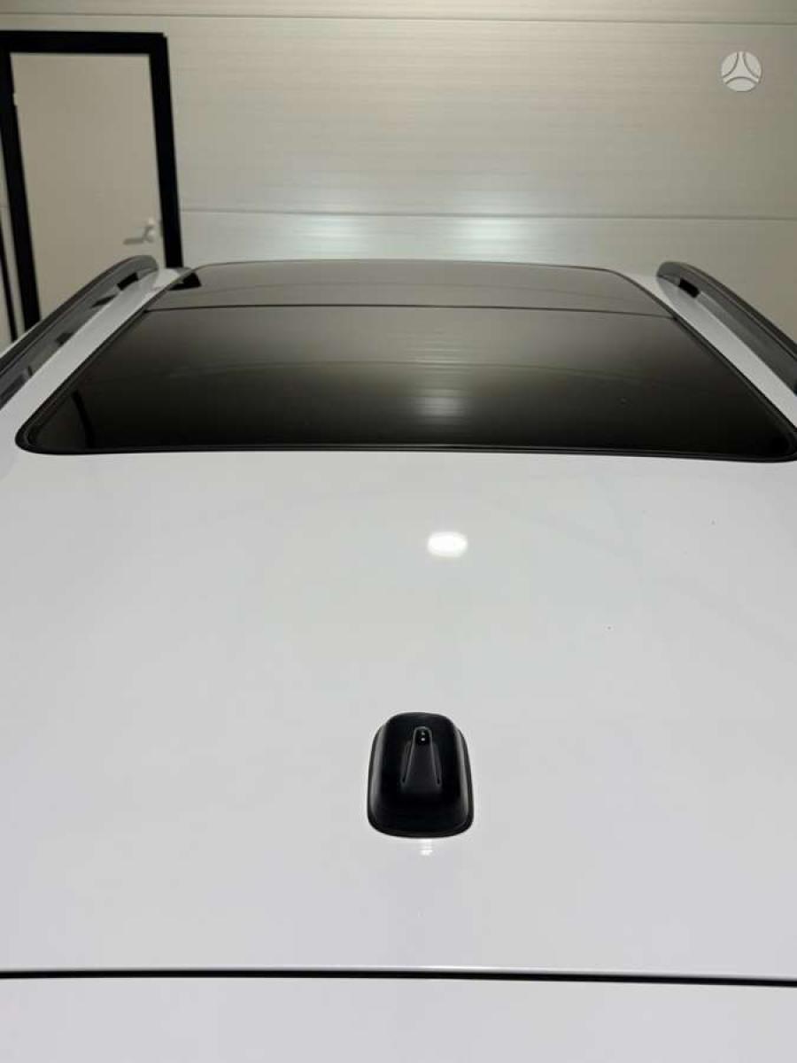 White Skoda Kodiaq 2023 in Siauliai, with an engine capacity of 1.97 L and mileage of 135 thousand km for 28800 €, photo 8 on AUTOMOTO.COM.LV