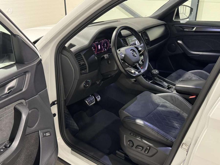 White Skoda Kodiaq 2023 in Siauliai, with an engine capacity of 1.97 L and mileage of 135 thousand km for 28800 €, photo 9 on AUTOMOTO.COM.LV