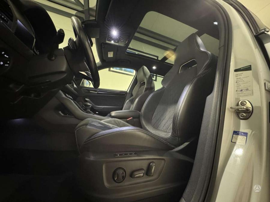 White Skoda Kodiaq 2023 in Siauliai, with an engine capacity of 1.97 L and mileage of 135 thousand km for 28800 €, photo 11 on AUTOMOTO.COM.LV