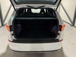 White Skoda Kodiaq 2023 in Siauliai, with an engine capacity of 1.97 L and mileage of 135 thousand km for 28800 €, photo 14 on AUTOMOTO.COM.LV