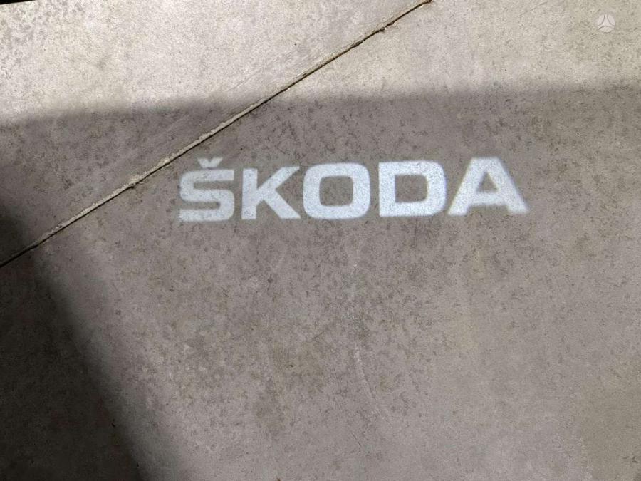 White Skoda Kodiaq 2023 in Siauliai, with an engine capacity of 1.97 L and mileage of 135 thousand km for 28800 €, photo 20 on AUTOMOTO.COM.LV