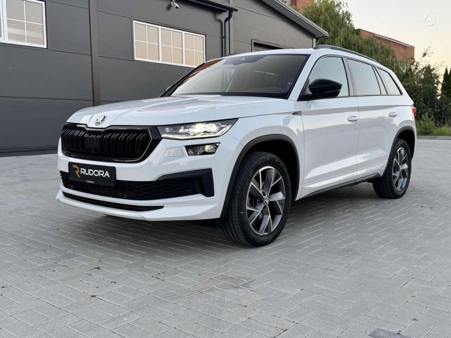 White Skoda Kodiaq 2023 in Siauliai, with an engine capacity of 1.97 L and mileage of 135 thousand km for 28800 €, photo 34 on AUTOMOTO.COM.LV