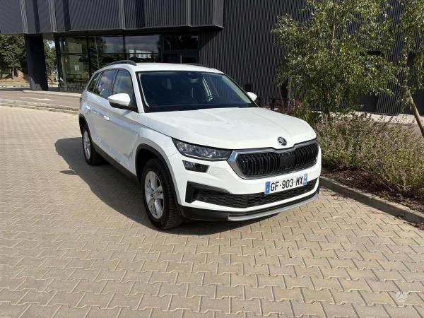 Balts Skoda Kodiaq 2023 Kauņa, ar dzinēja tilpumu 1.97 L un nobraukumu 190 tūkst. km par 17300 €, foto 3 vietnē AUTOMOTO.COM.LV