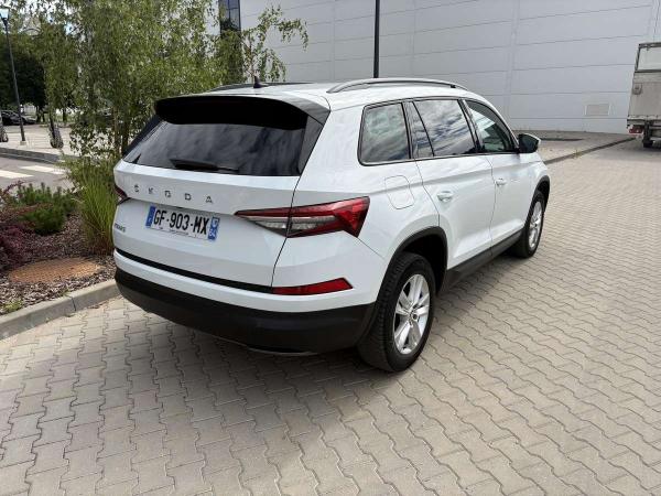 Balts Skoda Kodiaq 2023 Kauņa, ar dzinēja tilpumu 1.97 L un nobraukumu 190 tūkst. km par 17300 €, foto 5 vietnē AUTOMOTO.COM.LV