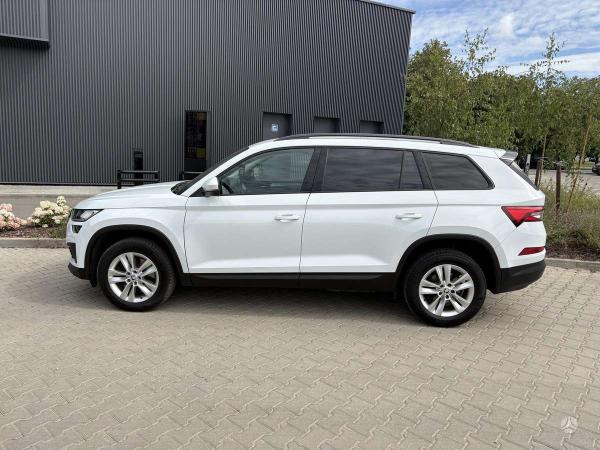 Balts Skoda Kodiaq 2023 Kauņa, ar dzinēja tilpumu 1.97 L un nobraukumu 190 tūkst. km par 17300 €, foto 7 vietnē AUTOMOTO.COM.LV
