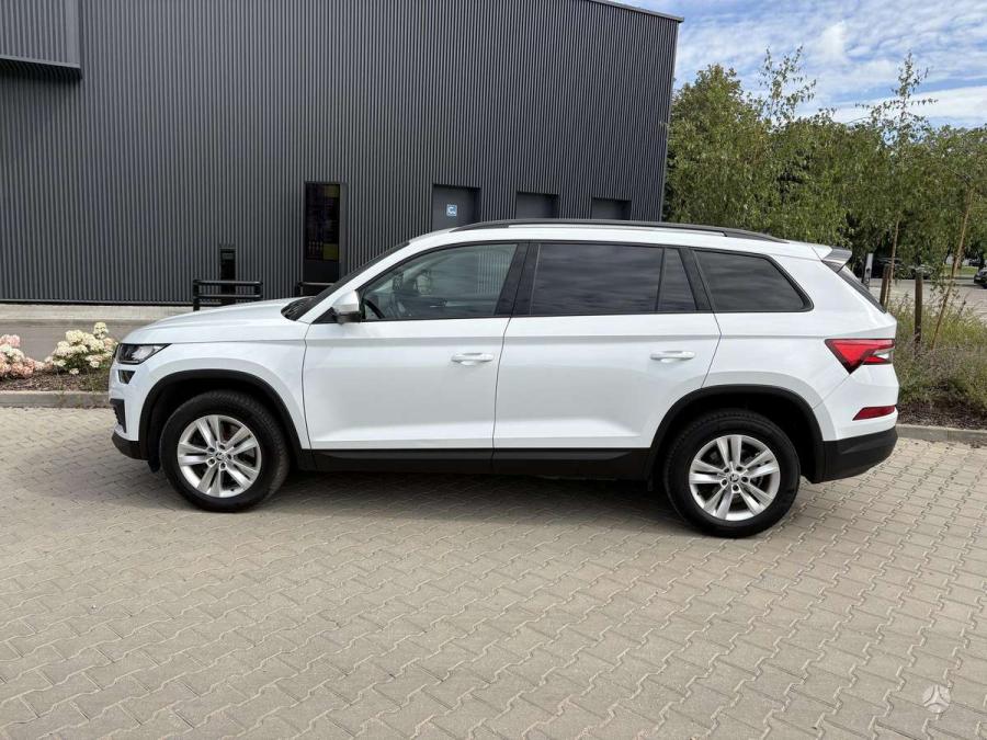 Белый Шкода Kodiaq 2023 в Каунас, объемом двигателя 1.97 л и пробегом 190 тыс. км за 17300 €, фото 8 на AUTOMOTO.COM.LV