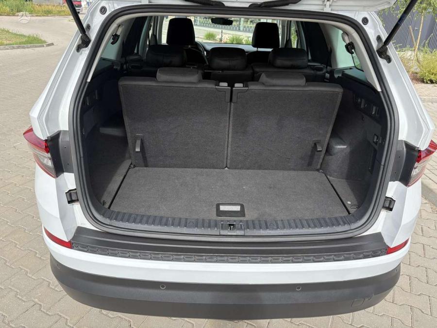Белый Шкода Kodiaq 2023 в Каунас, объемом двигателя 1.97 л и пробегом 190 тыс. км за 17300 €, фото 17 на AUTOMOTO.COM.LV