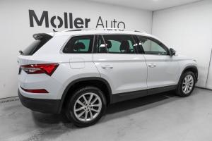 Белый Шкода Kodiaq 2023 в Вильнюс, объемом двигателя 2.00 л и пробегом 160 тыс. км за 25950 €, фото 5 на AUTOMOTO.COM.LV
