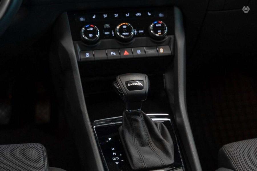 Белый Шкода Kodiaq 2023 в Вильнюс, объемом двигателя 2.00 л и пробегом 158 тыс. км за 25200 €, фото 17 на AUTOMOTO.COM.LV