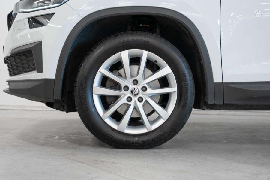 Белый Шкода Kodiaq 2023 в Вильнюс, объемом двигателя 2.00 л и пробегом 158 тыс. км за 25200 €, фото 22 на AUTOMOTO.COM.LV