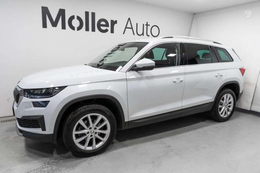 Белый Шкода Kodiaq 2023 в Вильнюс, объемом двигателя 2.00 л и пробегом 160 тыс. км за 25950 €, фото 3 на AUTOMOTO.COM.LV