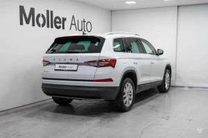 Белый Шкода Kodiaq 2023 в Вильнюс, объемом двигателя 2.00 л и пробегом 160 тыс. км за 25950 €, фото 4 на AUTOMOTO.COM.LV