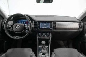 Белый Шкода Kodiaq 2023 в Вильнюс, объемом двигателя 2.00 л и пробегом 160 тыс. км за 25950 €, фото 10 на AUTOMOTO.COM.LV