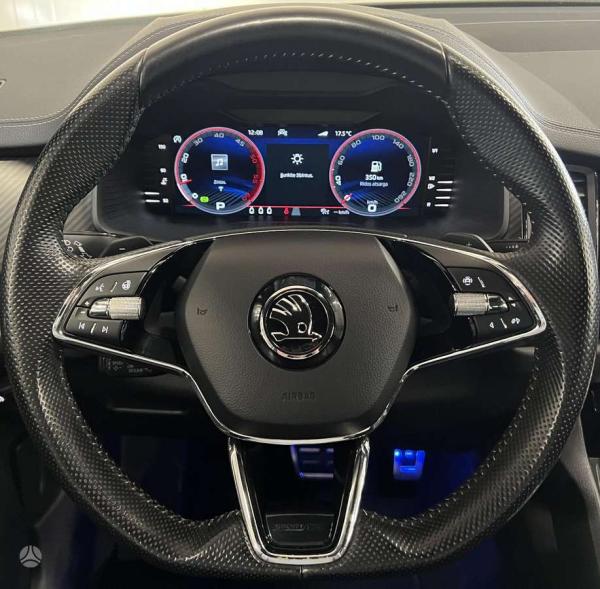 White Skoda Kodiaq 2023 in Kaunas, with an engine capacity of 1.97 L and mileage of 163 thousand km for 25900 €, photo 10 on AUTOMOTO.COM.LV