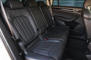 Белый Шкода Kodiaq 2023 в Вентспилс, объемом двигателя 2.00 л и пробегом 149 тыс. км за 32000 €, фото 33 на AUTOMOTO.COM.LV