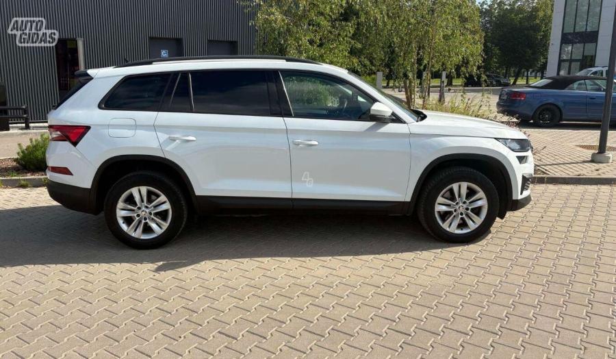 Balts Skoda Kodiaq 2023 Kauņa, ar dzinēja tilpumu 2.00 L un nobraukumu 190 tūkst. km par 19500 €, foto 3 vietnē AUTOMOTO.COM.LV