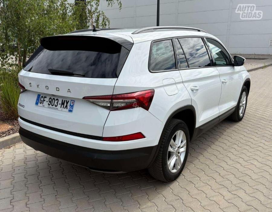 Balts Skoda Kodiaq 2023 Kauņa, ar dzinēja tilpumu 2.00 L un nobraukumu 190 tūkst. km par 19500 €, foto 4 vietnē AUTOMOTO.COM.LV