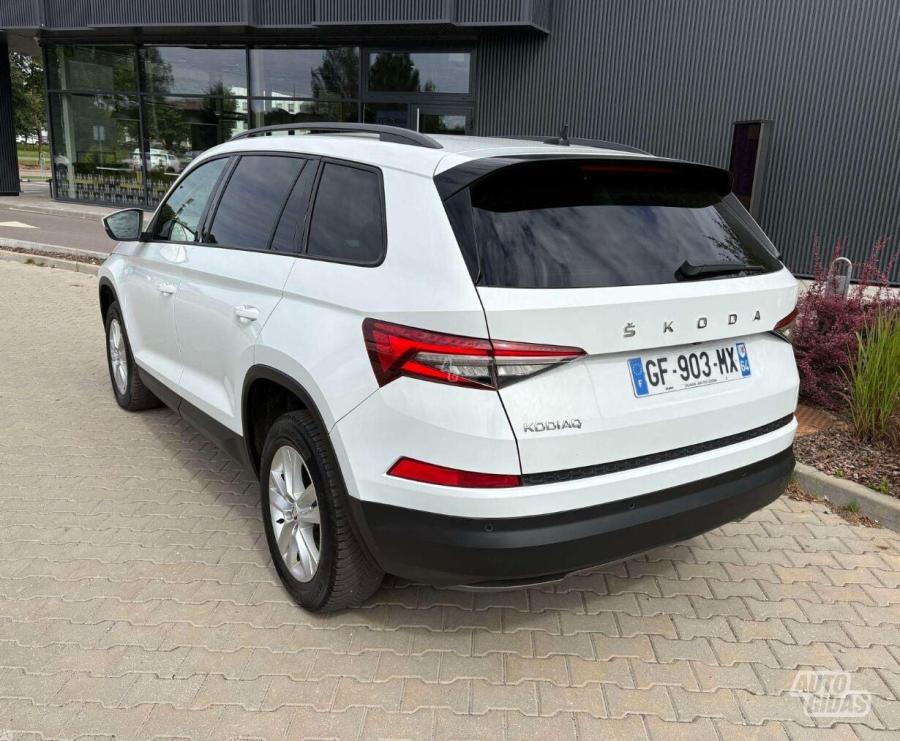 Balts Skoda Kodiaq 2023 Kauņa, ar dzinēja tilpumu 2.00 L un nobraukumu 190 tūkst. km par 19500 €, foto 5 vietnē AUTOMOTO.COM.LV