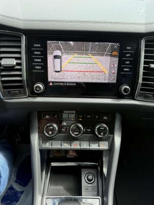 White Skoda Kodiaq 2023 in Marijampole, with an engine capacity of 1.50 L and mileage of 171 thousand km for 21538 €, photo 11 on AUTOMOTO.COM.LV