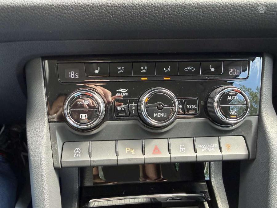 White Skoda Kodiaq 2023 in Marijampole, with an engine capacity of 1.50 L and mileage of 171 thousand km for 21538 €, photo 12 on AUTOMOTO.COM.LV