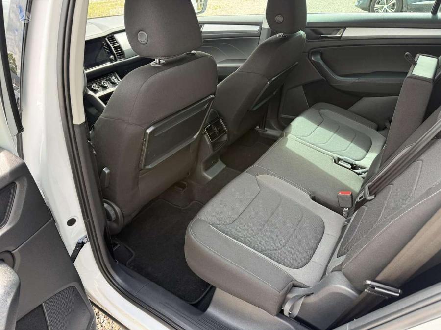 White Skoda Kodiaq 2023 in Marijampole, with an engine capacity of 1.50 L and mileage of 171 thousand km for 21538 €, photo 21 on AUTOMOTO.COM.LV