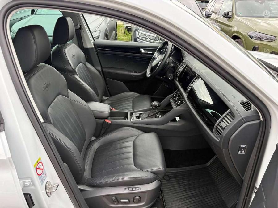 White Skoda Kodiaq 2023 in Vilnius, with an engine capacity of 1.97 L and mileage of 187 thousand km for 25800 €, photo 18 on AUTOMOTO.COM.LV