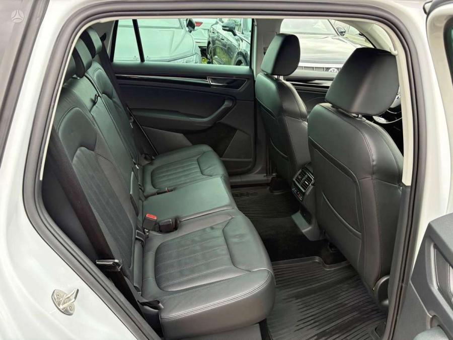 White Skoda Kodiaq 2023 in Vilnius, with an engine capacity of 1.97 L and mileage of 187 thousand km for 25800 €, photo 21 on AUTOMOTO.COM.LV