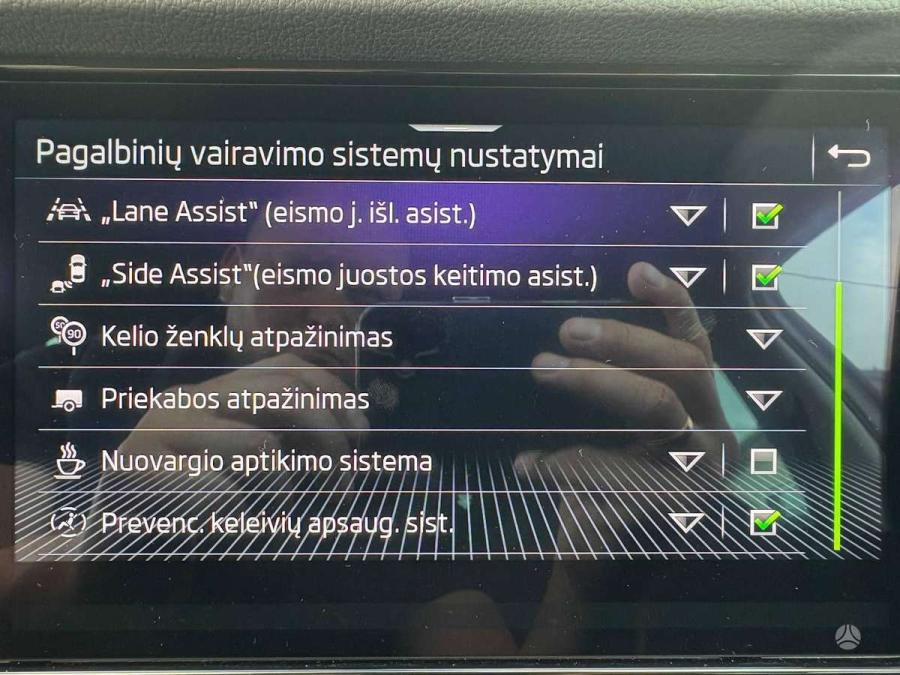 White Skoda Kodiaq 2023 in Vilnius, with an engine capacity of 1.97 L and mileage of 187 thousand km for 25800 €, photo 28 on AUTOMOTO.COM.LV