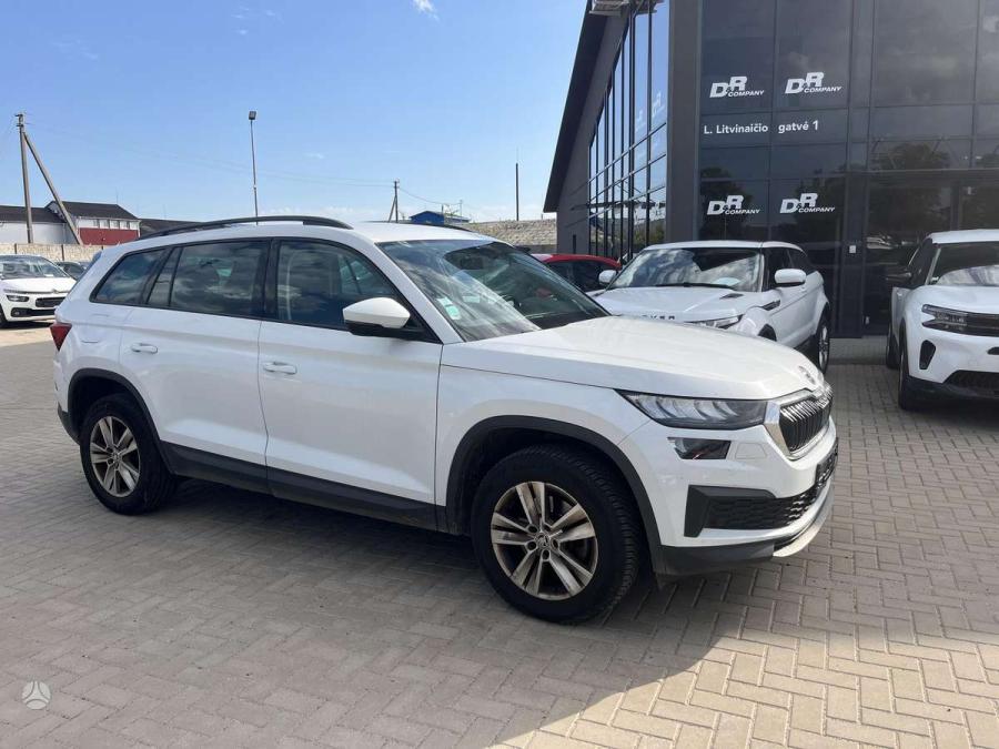 Balts Skoda Kodiaq 2023 Tauragė, ar dzinēja tilpumu 2.00 L un nobraukumu 287 tūkst. km par 14900 €, foto 1 vietnē AUTOMOTO.COM.LV