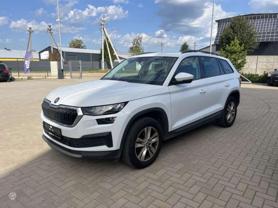 Balts Skoda Kodiaq 2023 Tauragė, ar dzinēja tilpumu 2.00 L un nobraukumu 287 tūkst. km par 14900 €, foto 3 vietnē AUTOMOTO.COM.LV