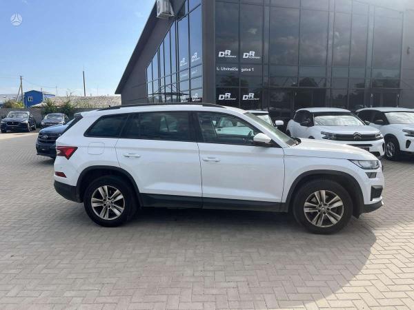 Balts Skoda Kodiaq 2023 Tauragė, ar dzinēja tilpumu 2.00 L un nobraukumu 287 tūkst. km par 14900 €, foto 6 vietnē AUTOMOTO.COM.LV