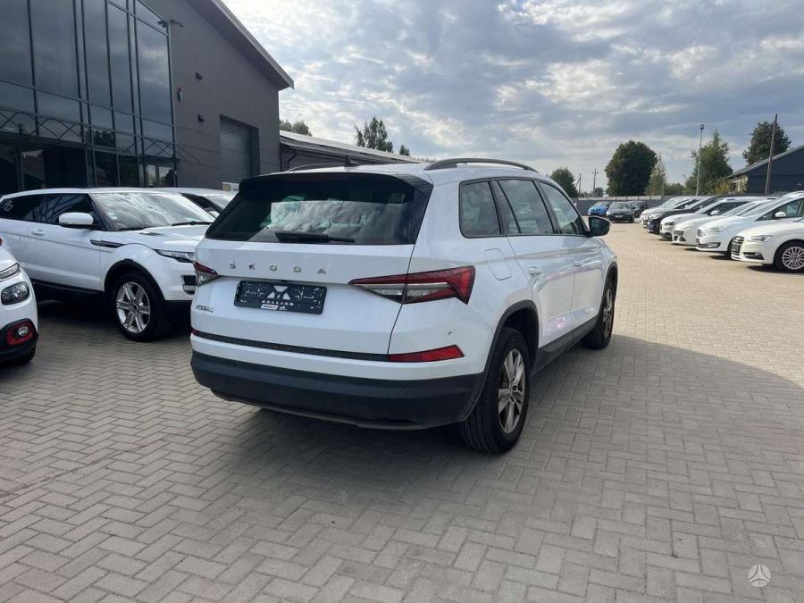 Balts Skoda Kodiaq 2023 Tauragė, ar dzinēja tilpumu 2.00 L un nobraukumu 287 tūkst. km par 14900 €, foto 10 vietnē AUTOMOTO.COM.LV